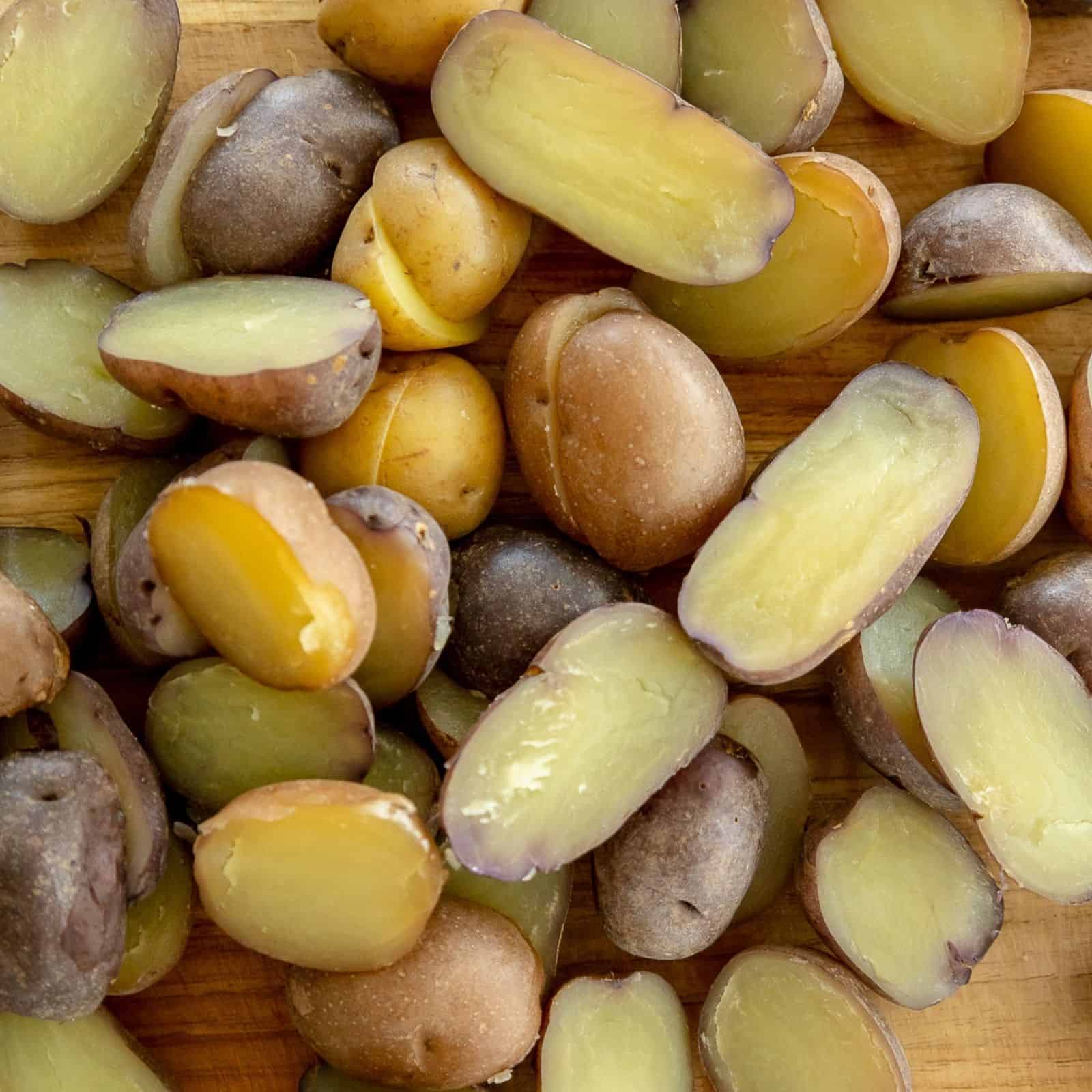 Garlic Butter Roasted Potatoes – The Sassy Foodie