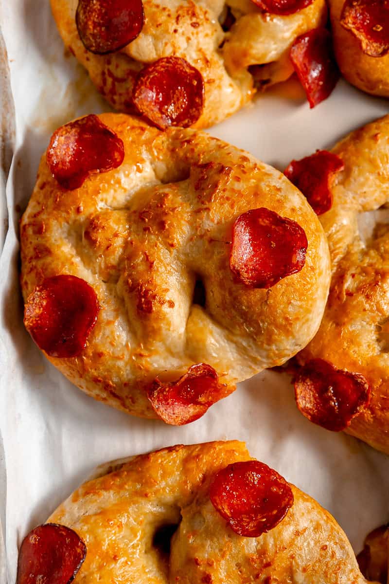 Pepperoni Pizza Pretzels (Auntie Anne's Copycat) – The Sassy Foodie
